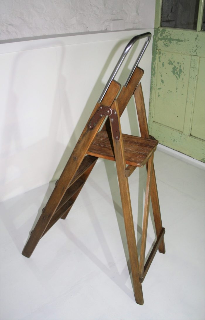 Wooden Step Ladder | Greencore Design